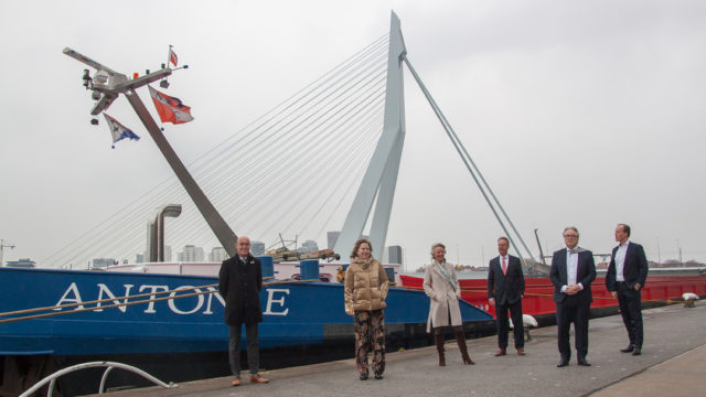 Heavenn - H2 Salt Barge